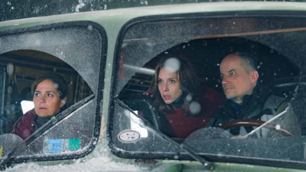 The Eternaut Review: Ricardo Darín Steals This Eerie, Emotional and ...