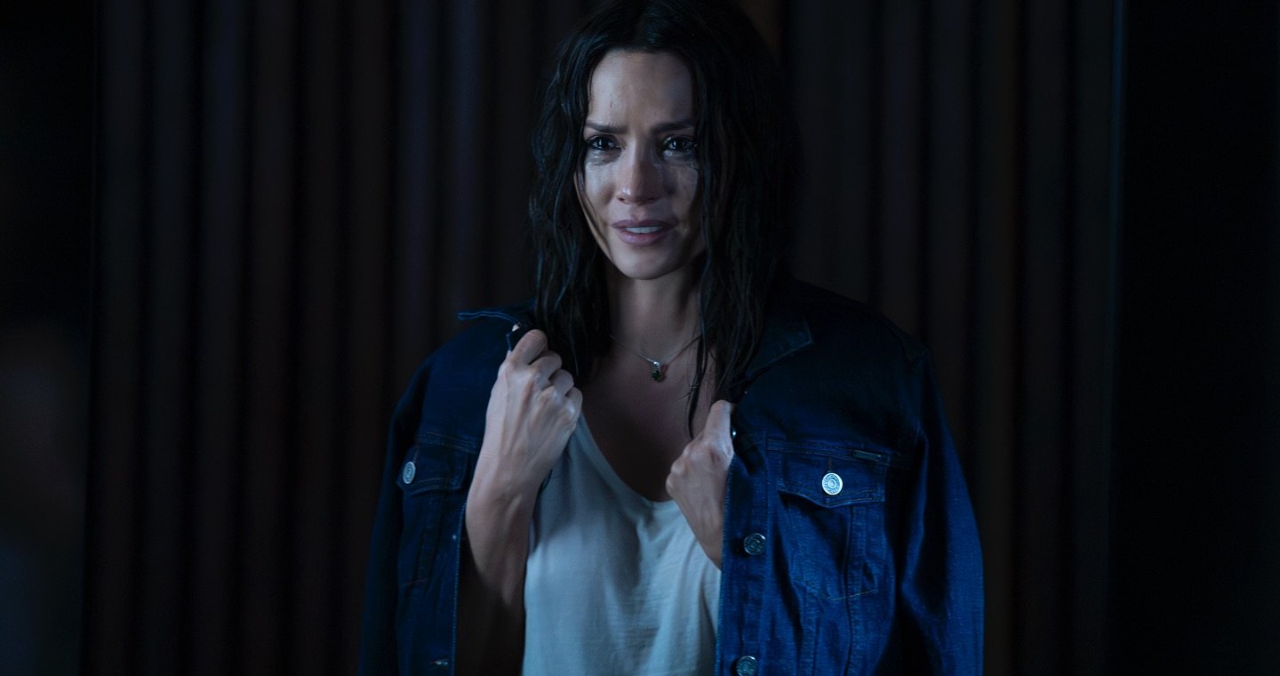 The Guest Review: Twenty Episodes of Secrets, Lies, and Wasted Time - K ...